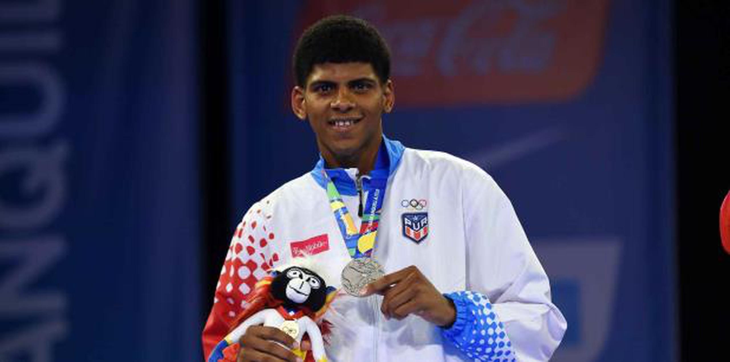 Bryan Polaco logra plata en el boxeo peso welter - Primera Hora