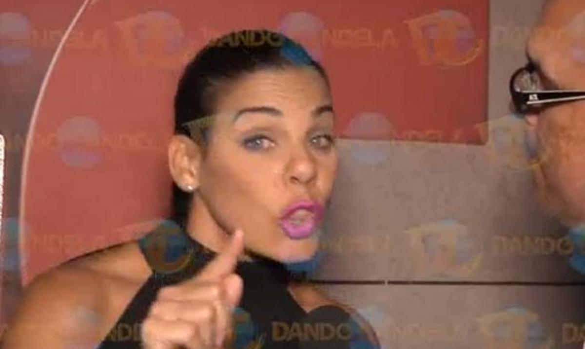 VIDEO: Brenda Robles le tira bien fuerte a Melina León - Primera Hora