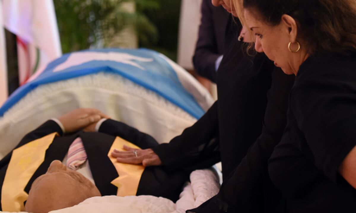 Despiden a Elliott Castro en la Casa Olímpica - Primera Hora