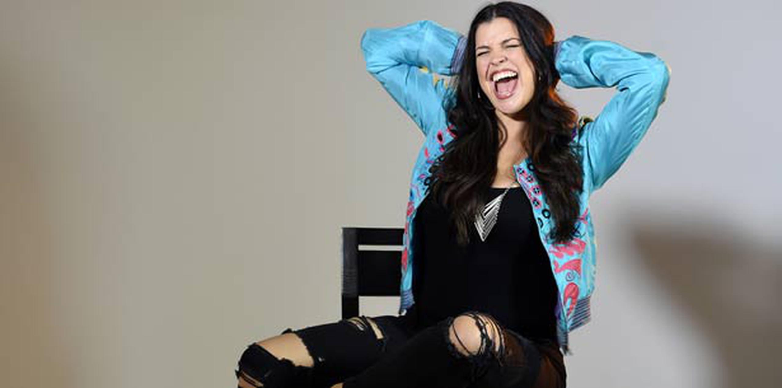 Janina reaparece con película, música y marido - Primera Hora