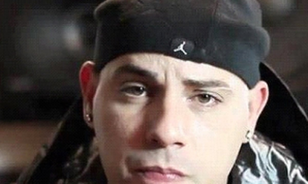 Kendo Kaponi presume de sus bebas - Primera Hora