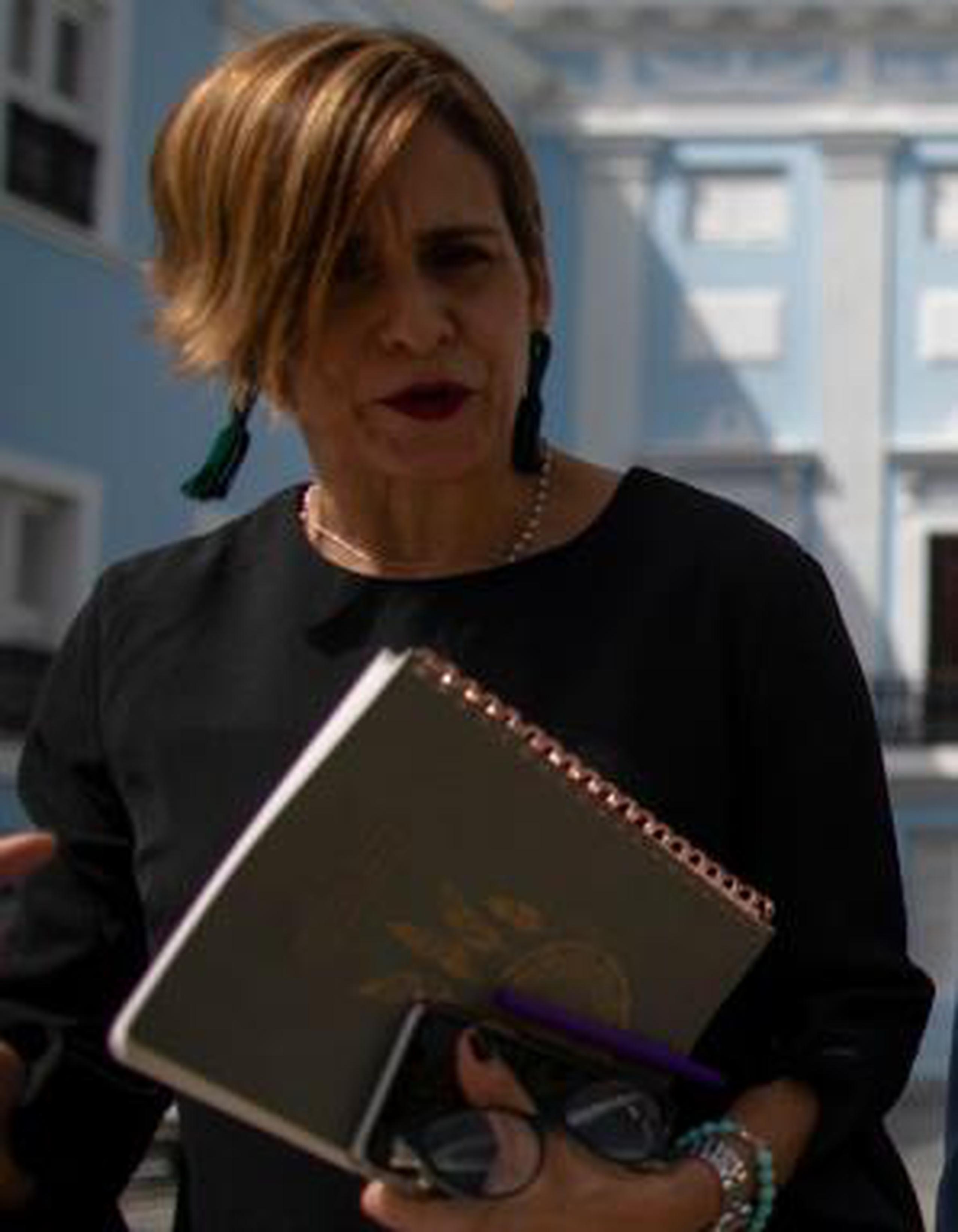 Secretario de Agricultura continuará en su posición, asegura Zoé Laboy ...