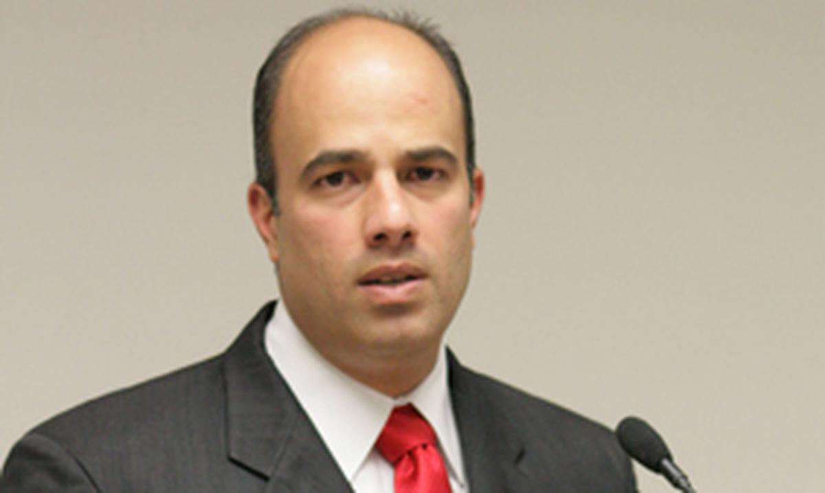 Héctor Ferrer arrestado por violencia doméstica - Primera Hora