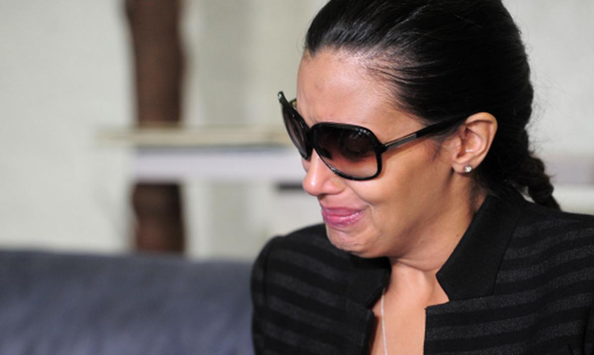 Alba Reyes teme por su vida - Primera Hora