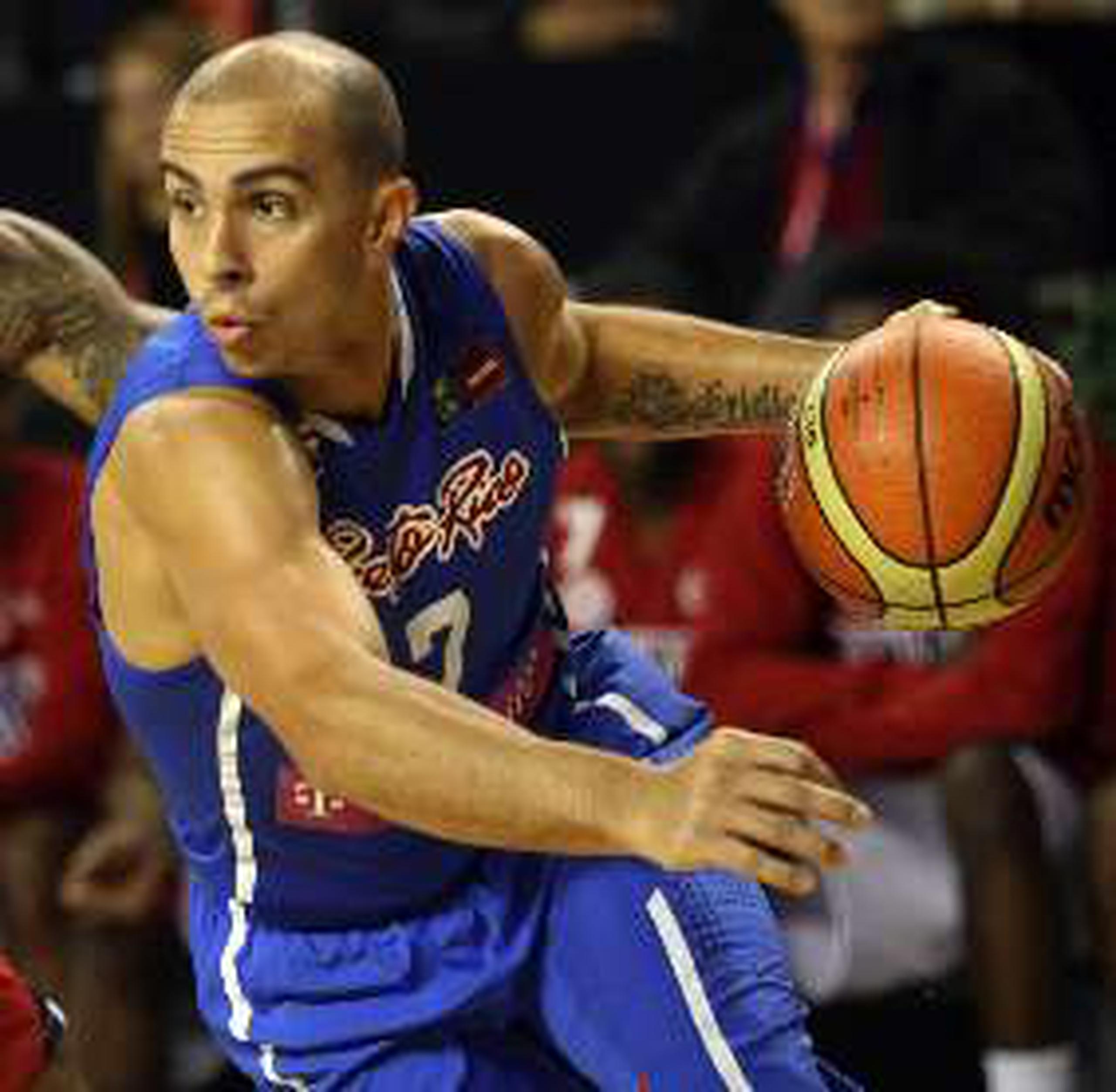 Carlos Arroyo fuera de acción por lesión - Primera Hora