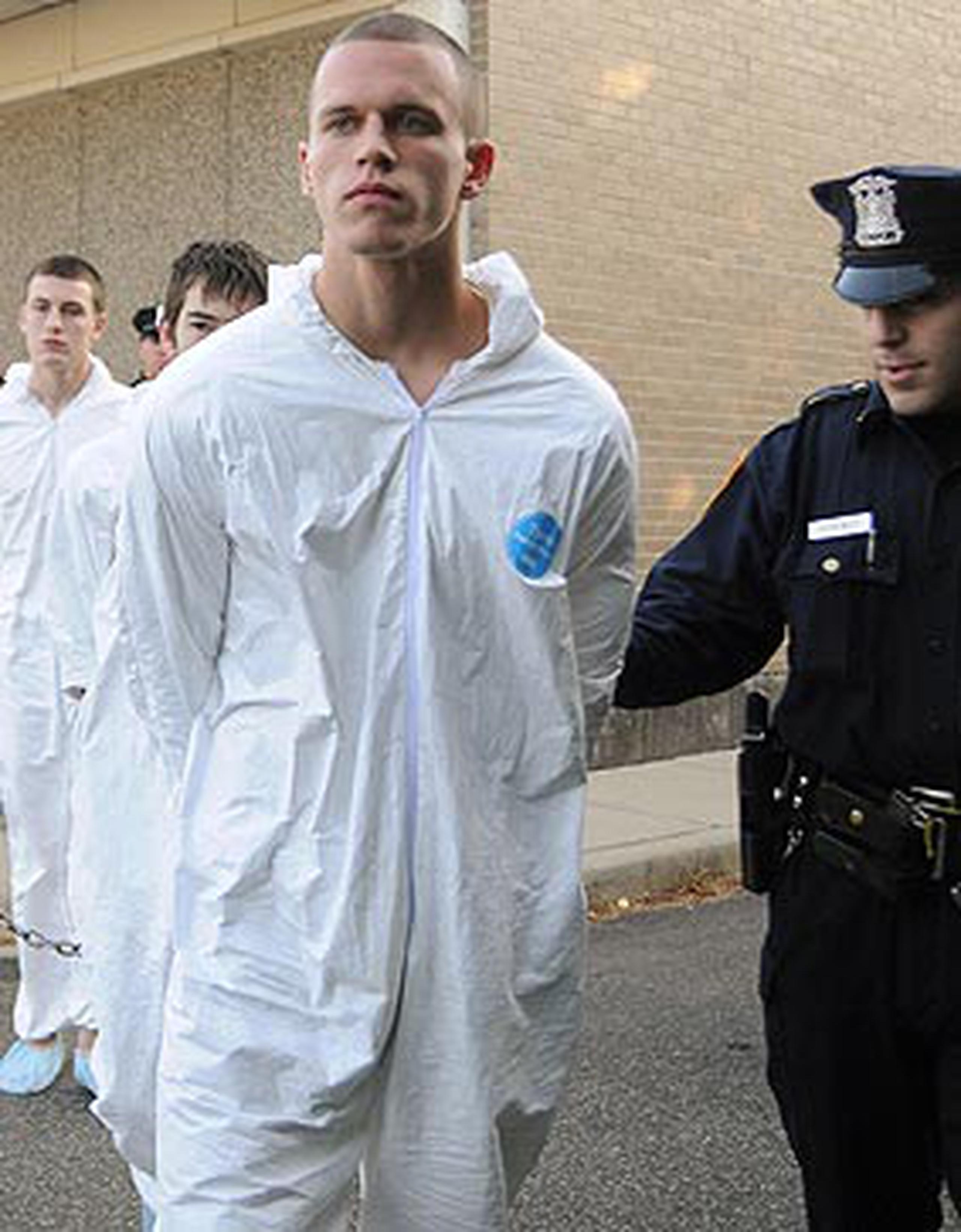 25 años de cárcel a adolescente de NY que asesinó a ecuatoriano ...