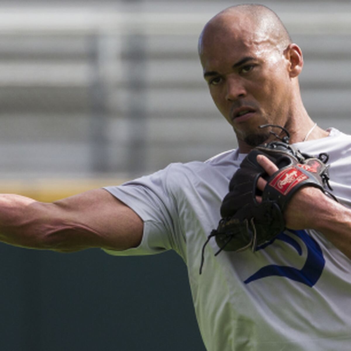 Iván de Jesús Jr acuerda con los Medias Rojas - Primera Hora