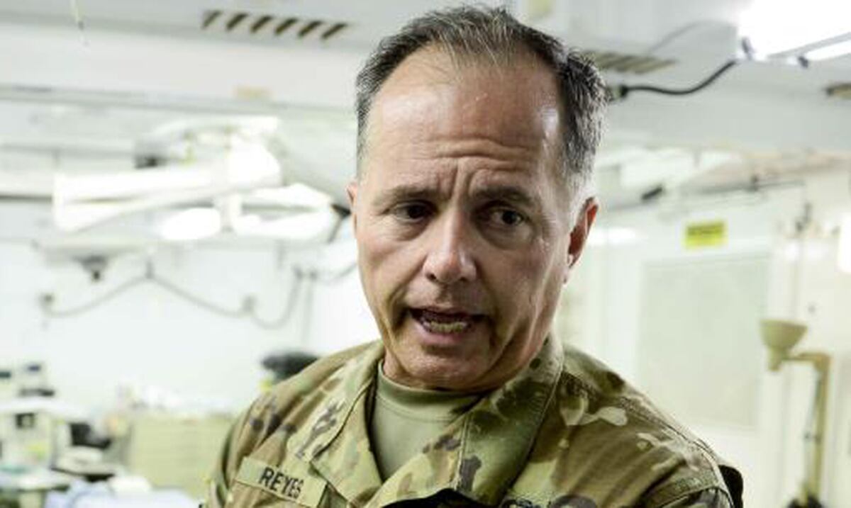 Senado confirma al general Reyes como jefe de la Guardia Nacional ...