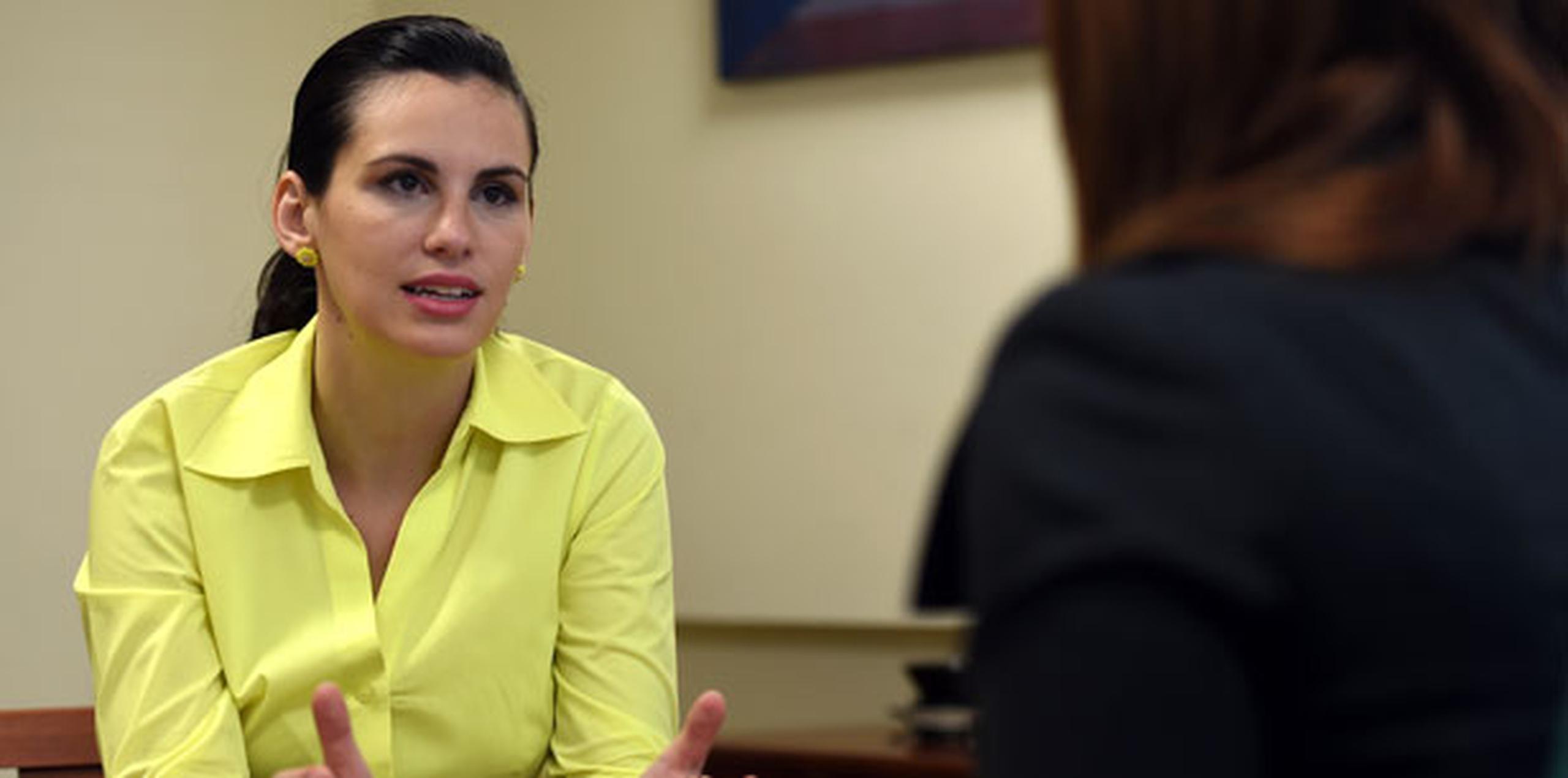 Ofendida Ada Álvarez Conde con pedido de Miguel Romero - Primera Hora