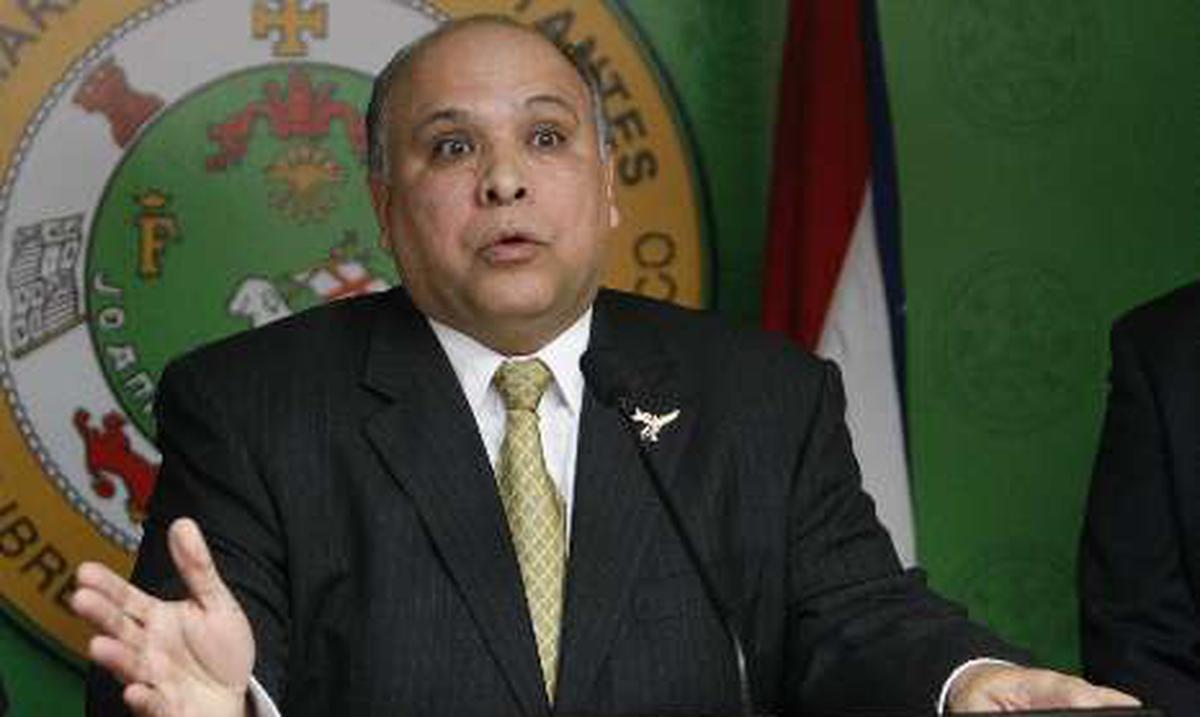 Luis Raúl tiene 'vergüenza' por caso de violencia doméstica - Primera Hora