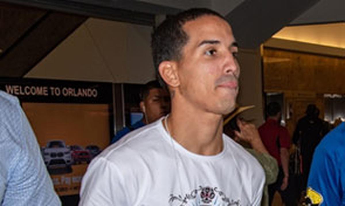 Manny Rodríguez llega a Orlando para su compromiso - Primera Hora