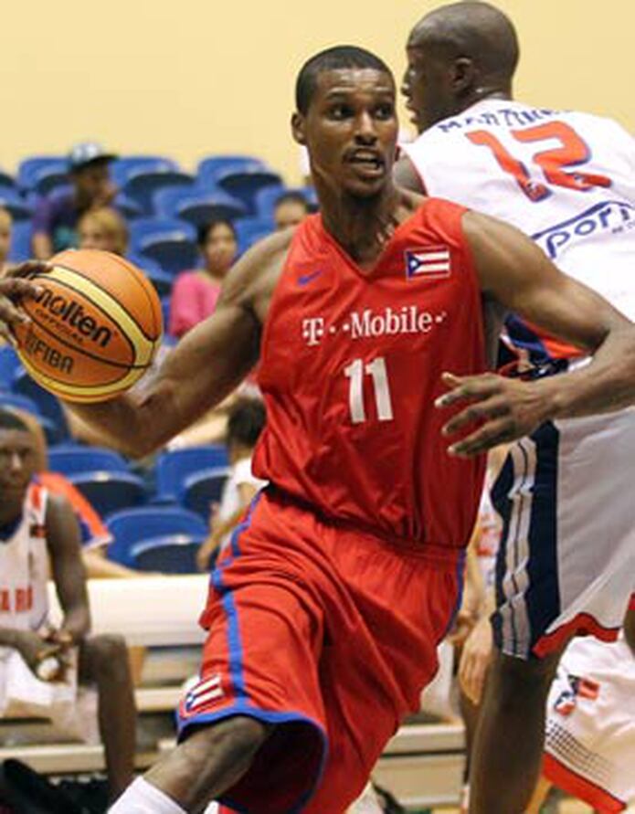 Flor Meléndez está que bota chispas con Edwin Ubiles - Primera Hora