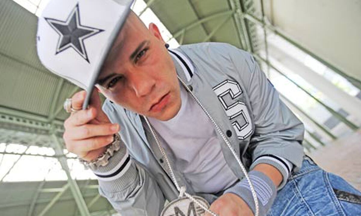 Kendo Kaponi: un talento en el bajo mundo de la música - Primera Hora