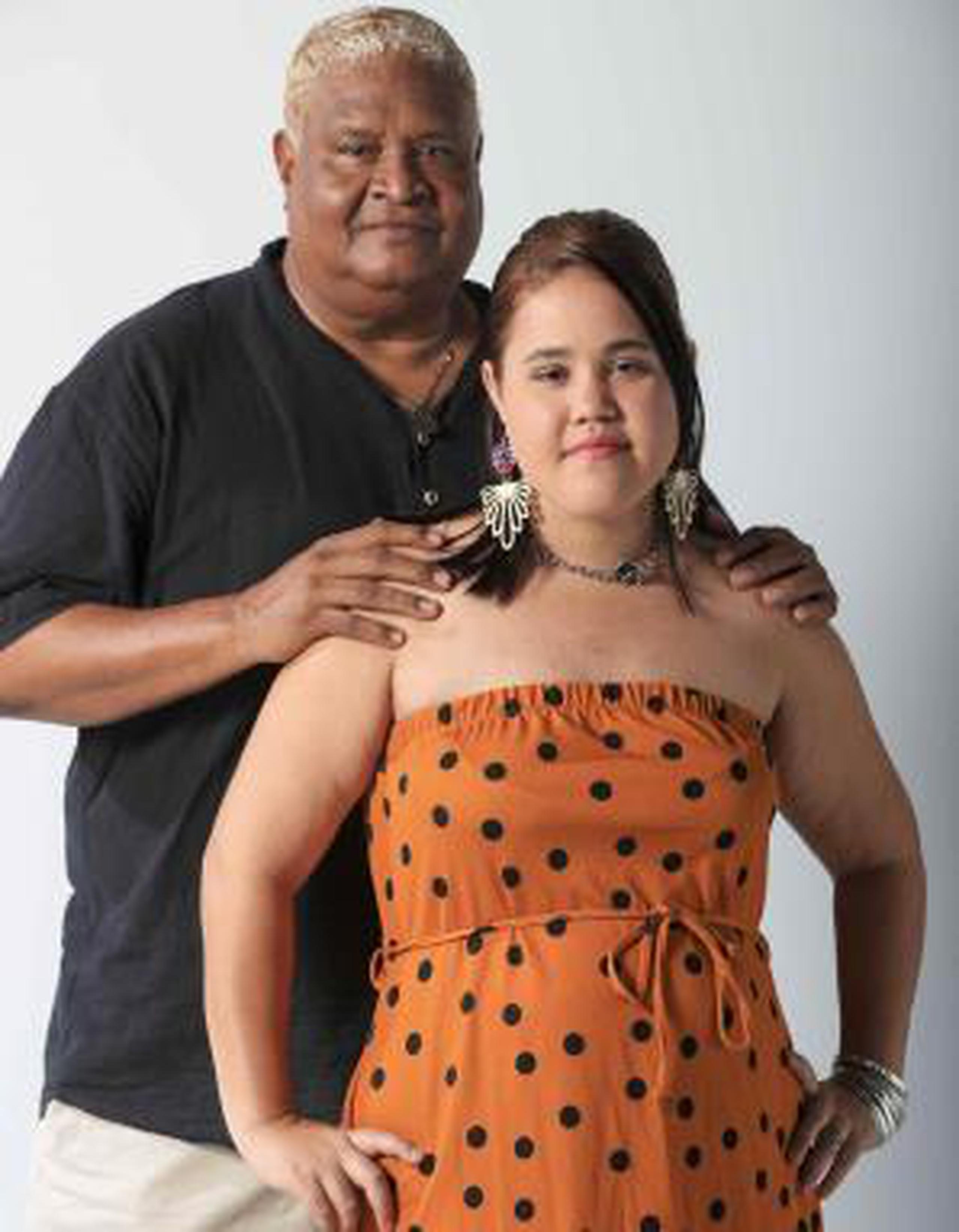 ¡Bien enamorados Yeyé y su novia! - Primera Hora