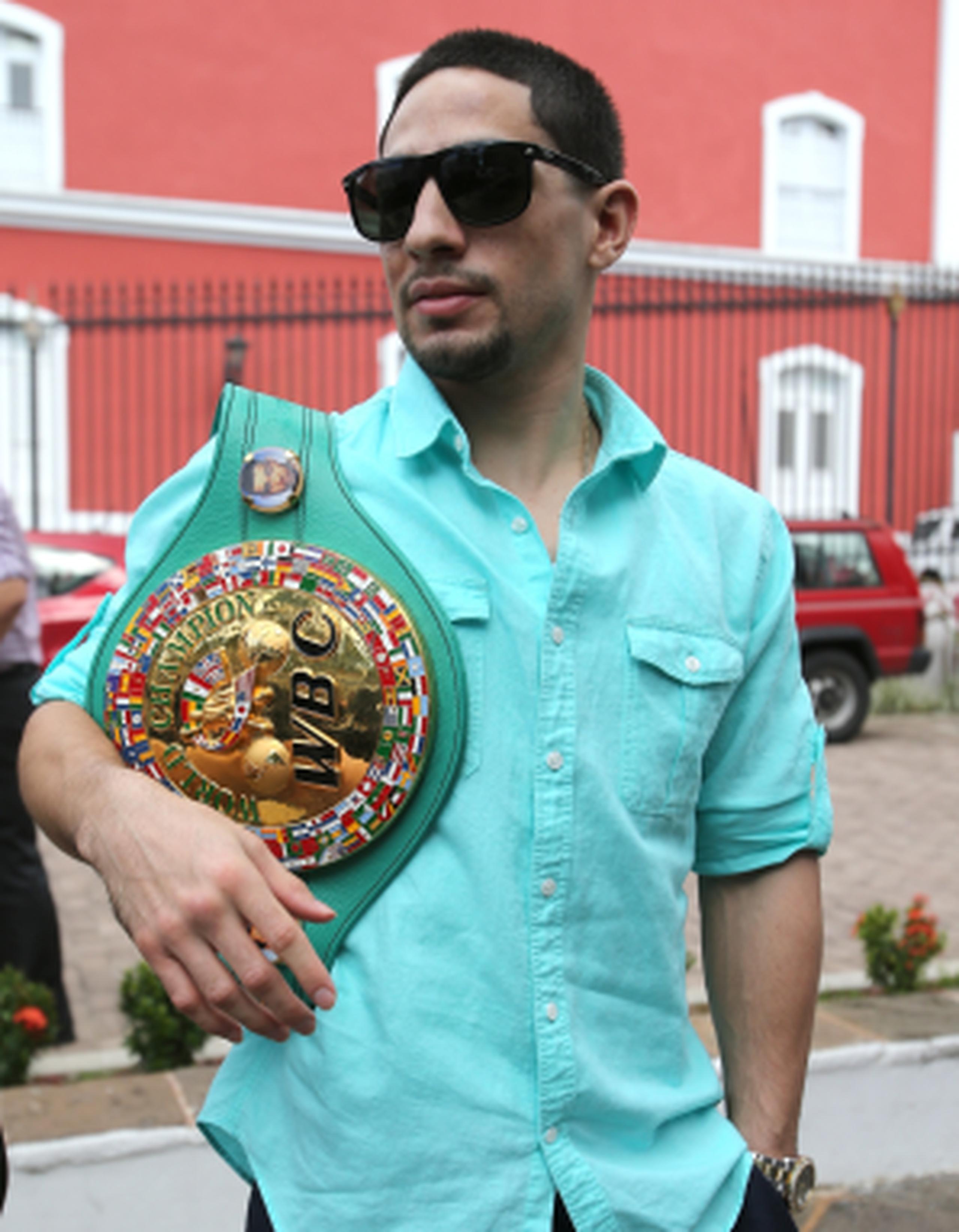 Danny "Swift" García abandona la faja wélter ligero del CMB - Primera Hora