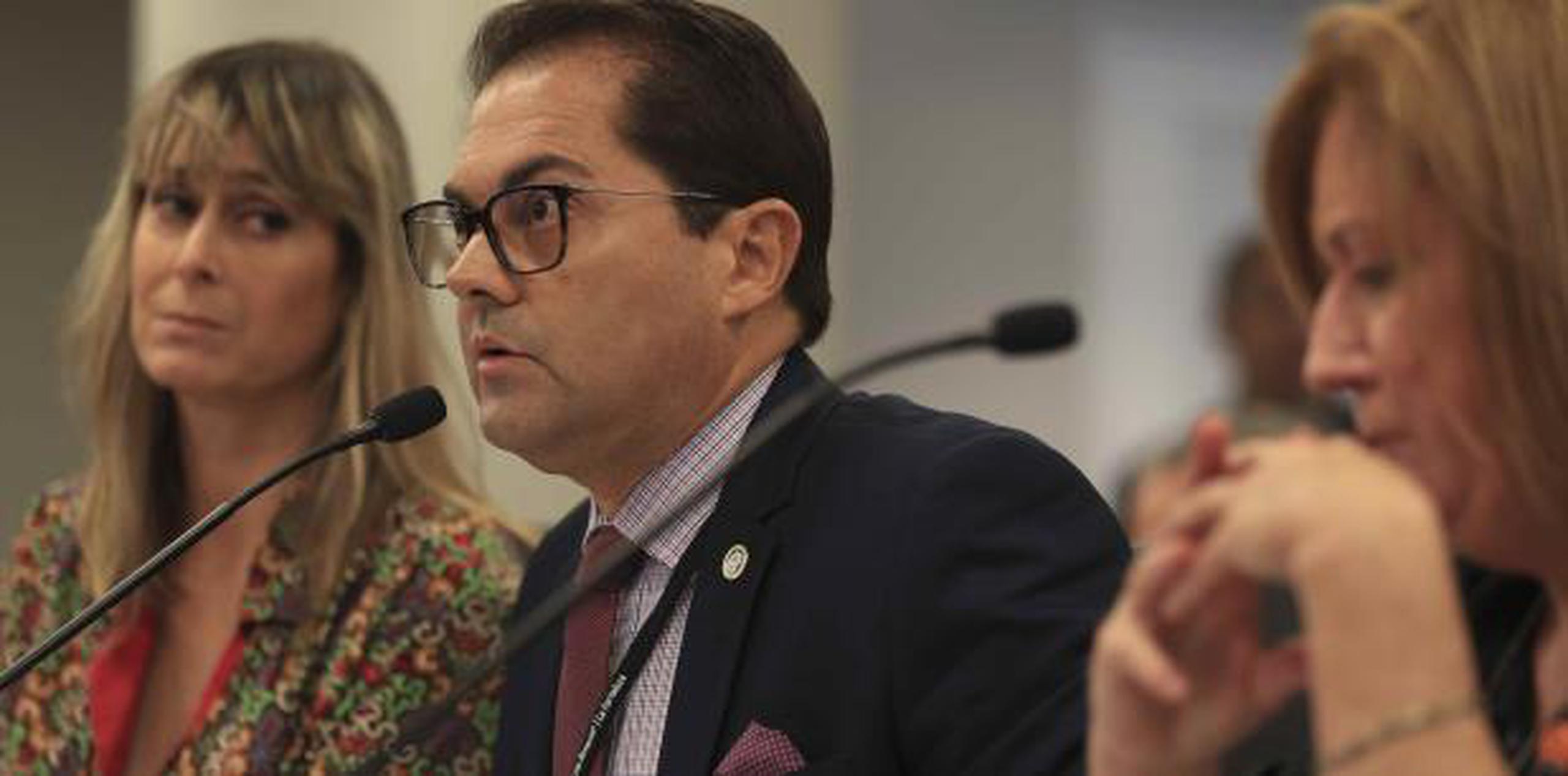 Candente debate por Mundi en el Capitolio - Primera Hora