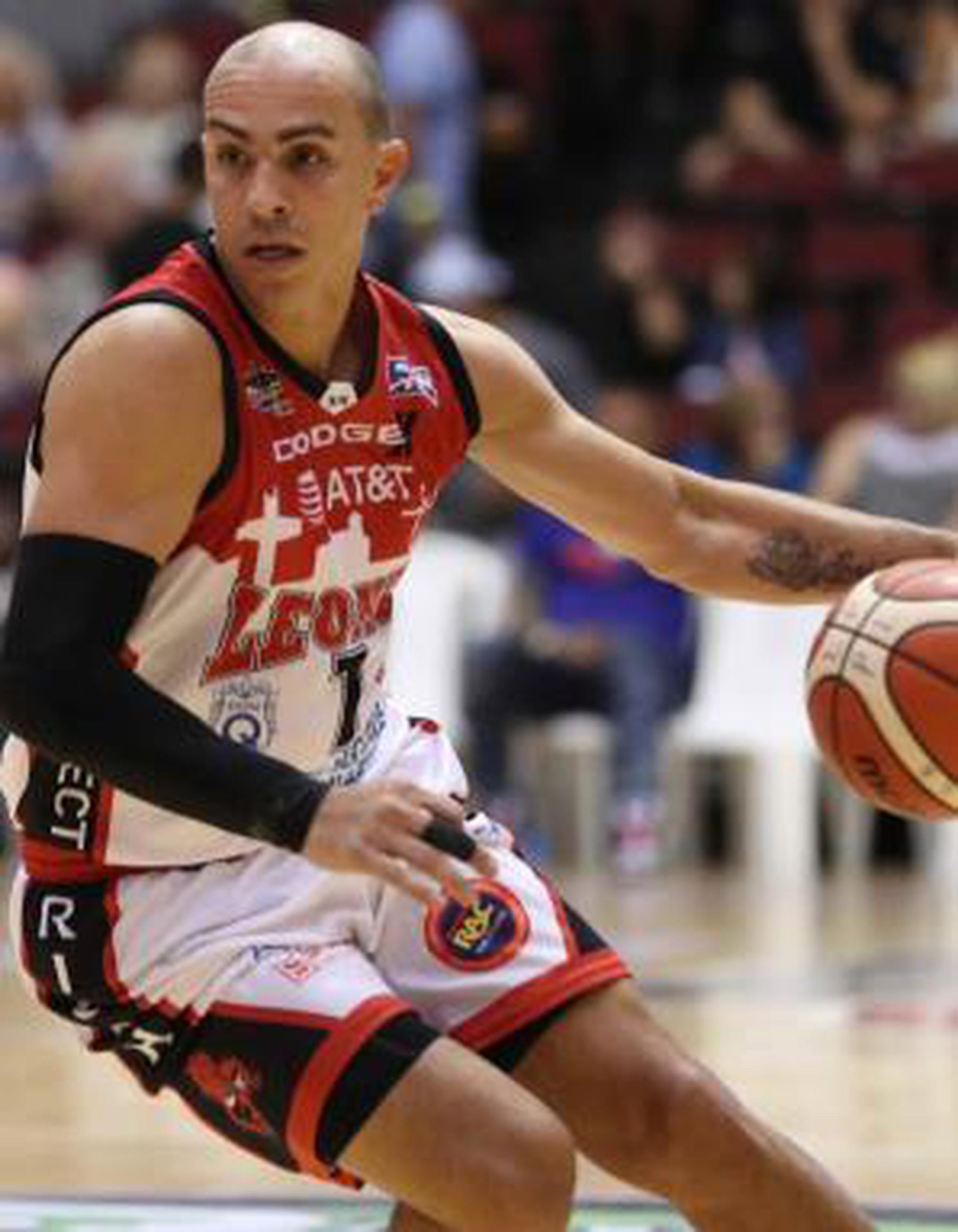 ‘Día a día’ el estatus de Carlos Arroyo - Primera Hora