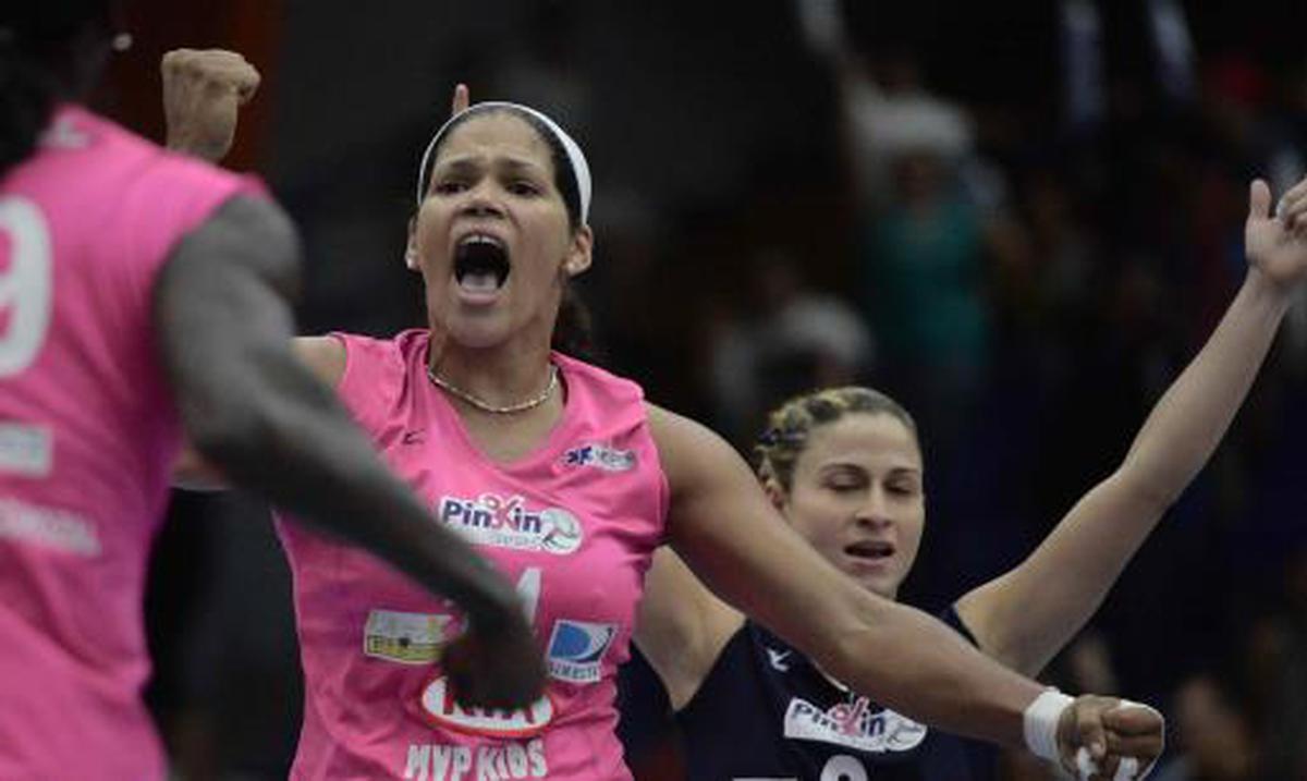 Feliz y desilusionada Lily Rojas tras lograr el regreso de las Pinkin ...