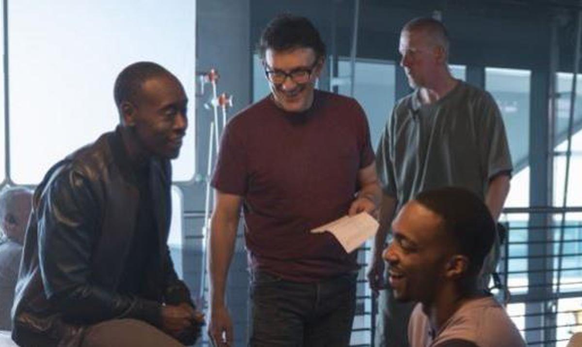 ¿Por qué Marvel Studios cambió al actor original de War Machine ...