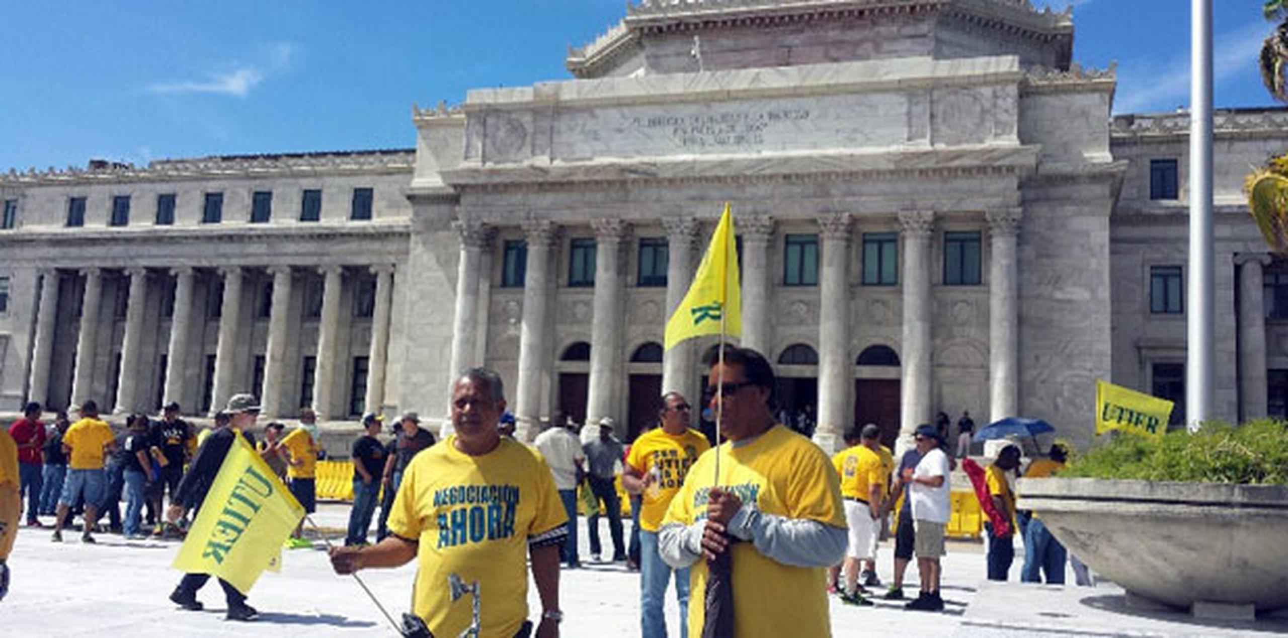 Líder de la Utier se reúne con presidente de la Cámara - Primera Hora