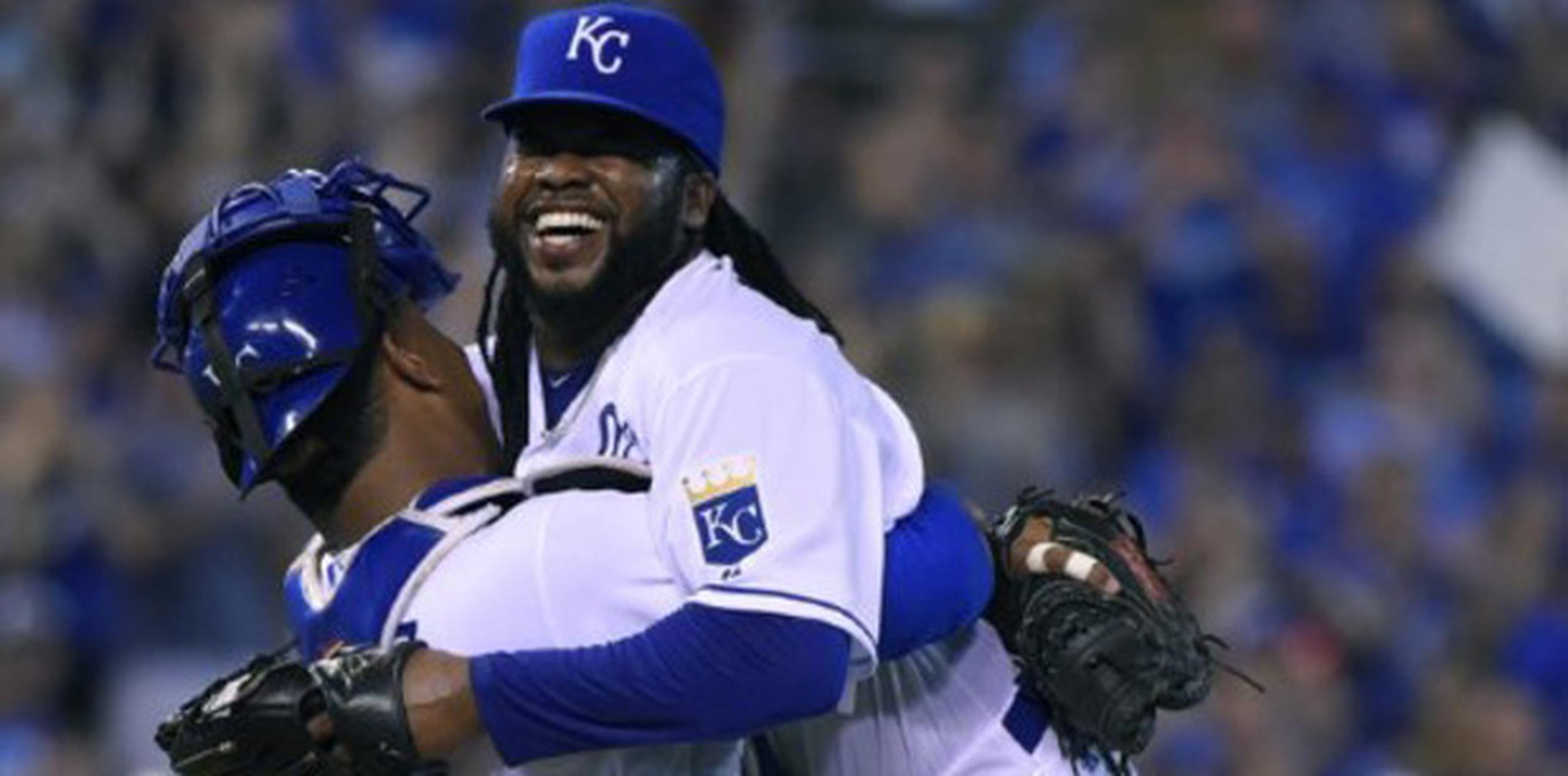 Cueto impresiona en su debut - Primera Hora