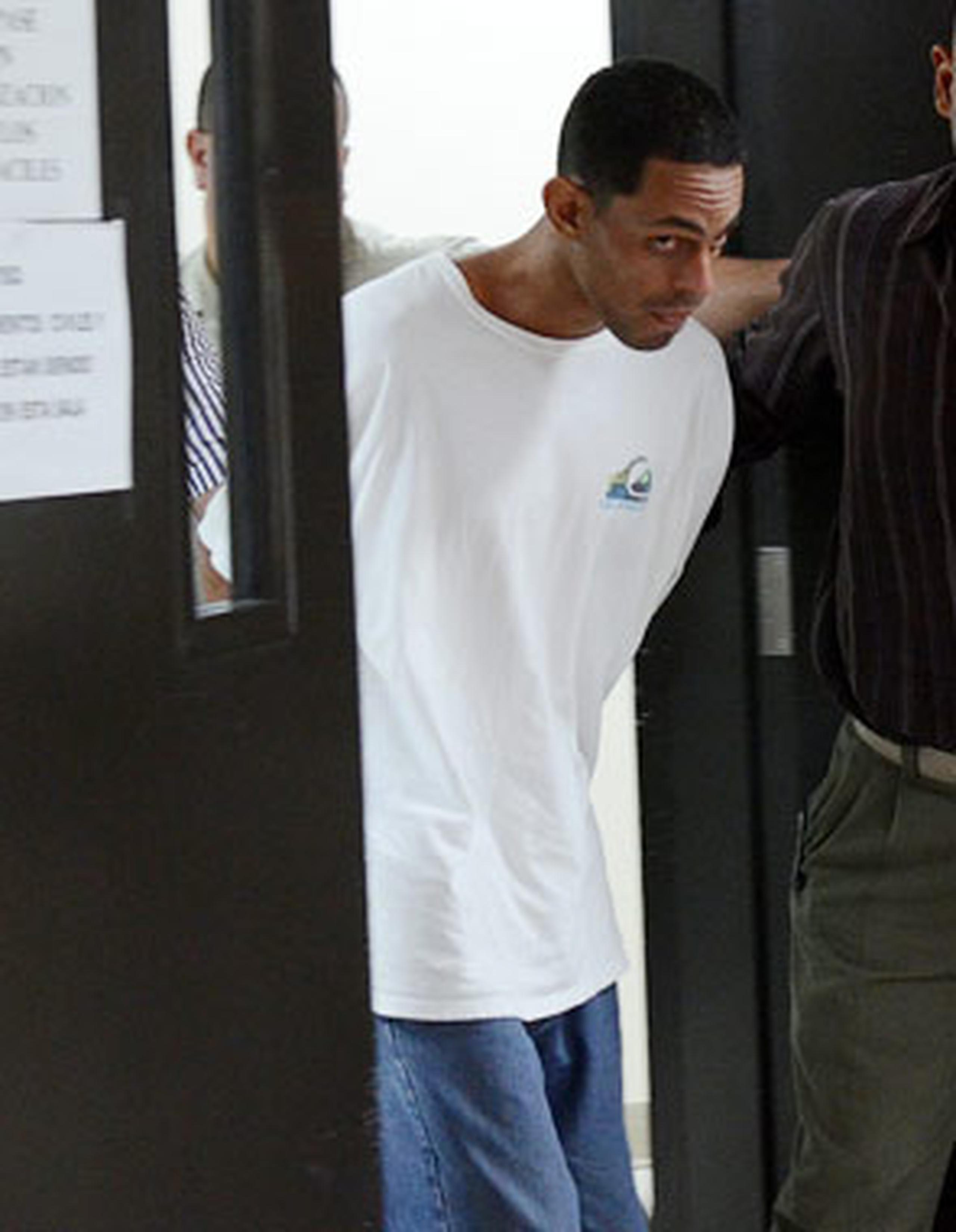 Hombre confiesa que asesinó a un médico - Primera Hora