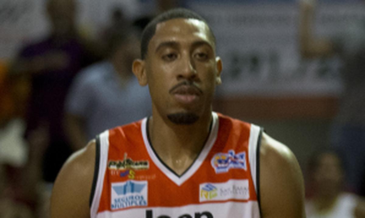 Richard Chaney anuncia su retiro del baloncesto - Primera Hora