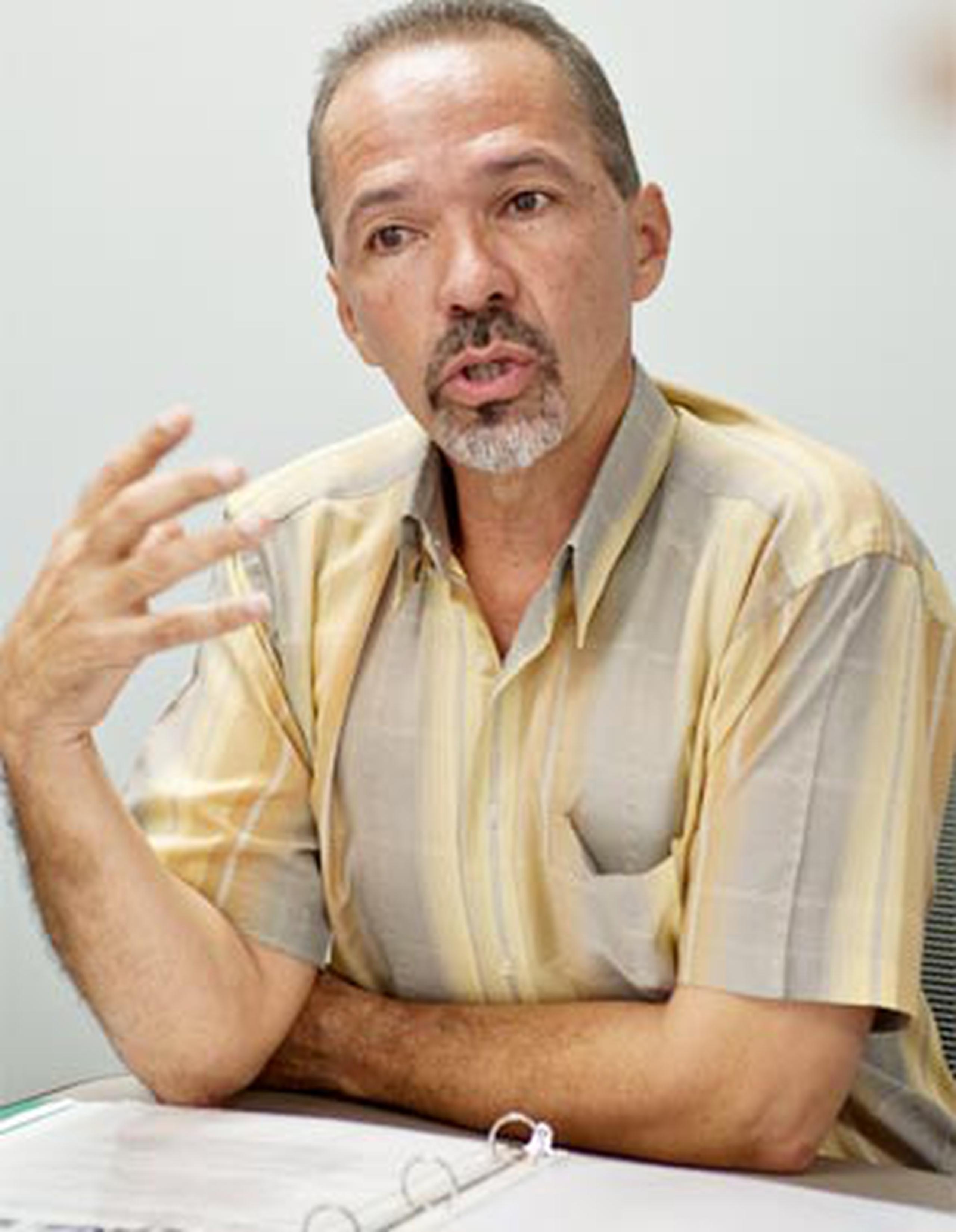 Indignados los maestros con reembolso de $900 en la Cámara - Primera Hora