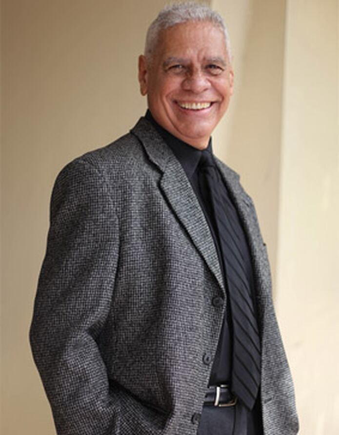 Reconocen trayectoria de escritor Luis Rafael Sánchez - Primera Hora