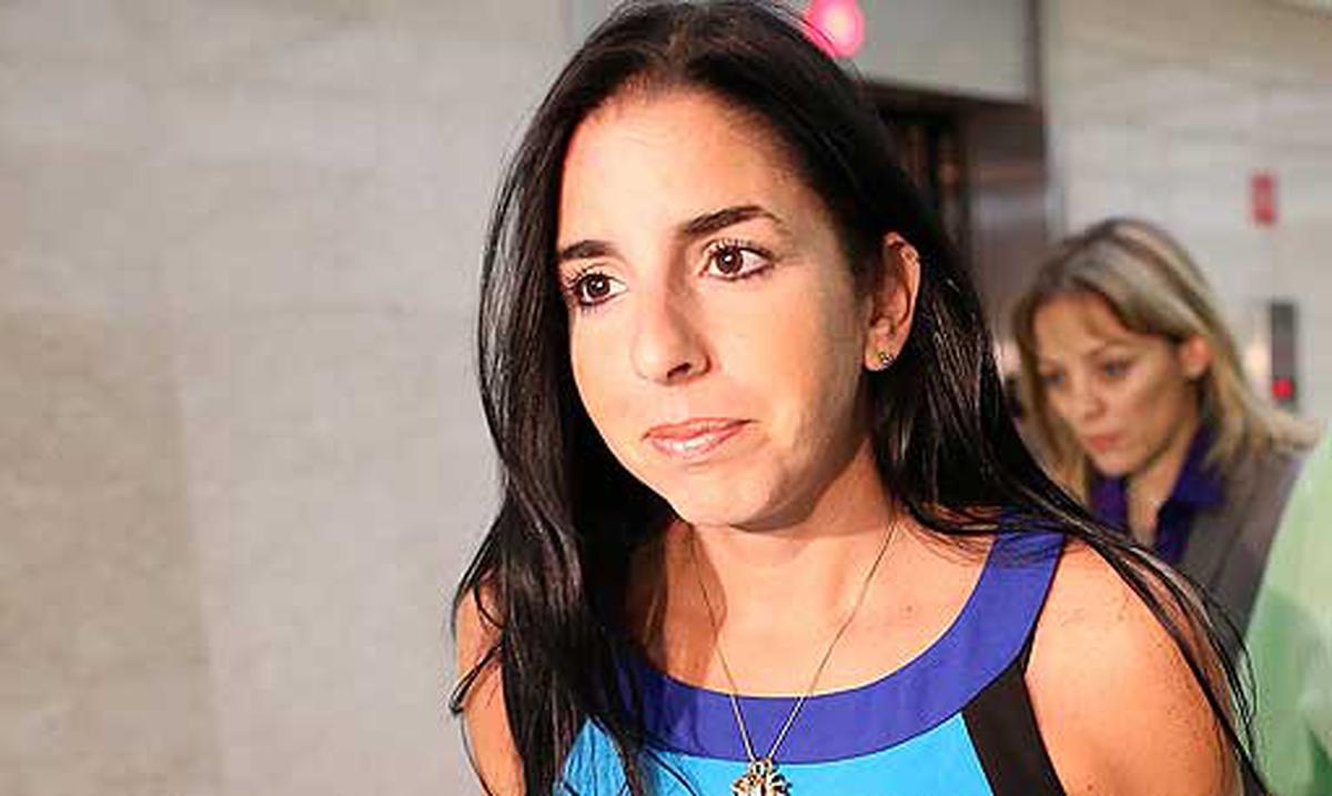 Ana Cacho tendrá que comparecer al tribunal por conducir "sin licencia ...