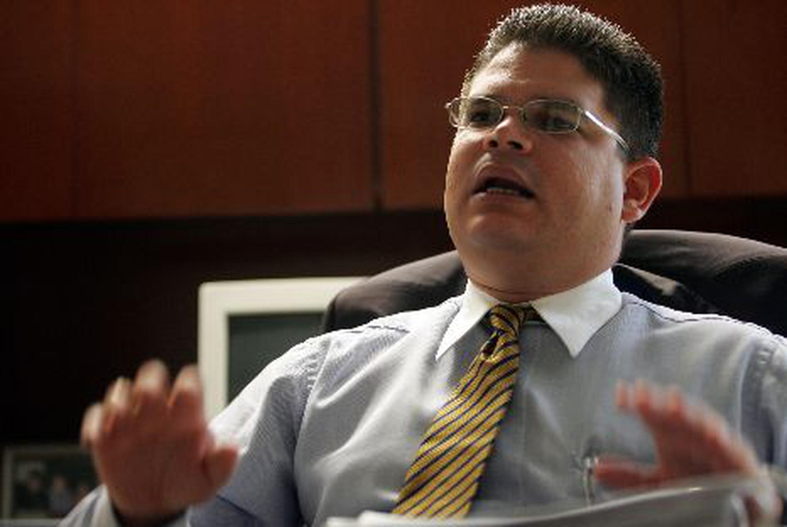 Denuncian “magia” en finanzas de Eric Correa - Primera Hora