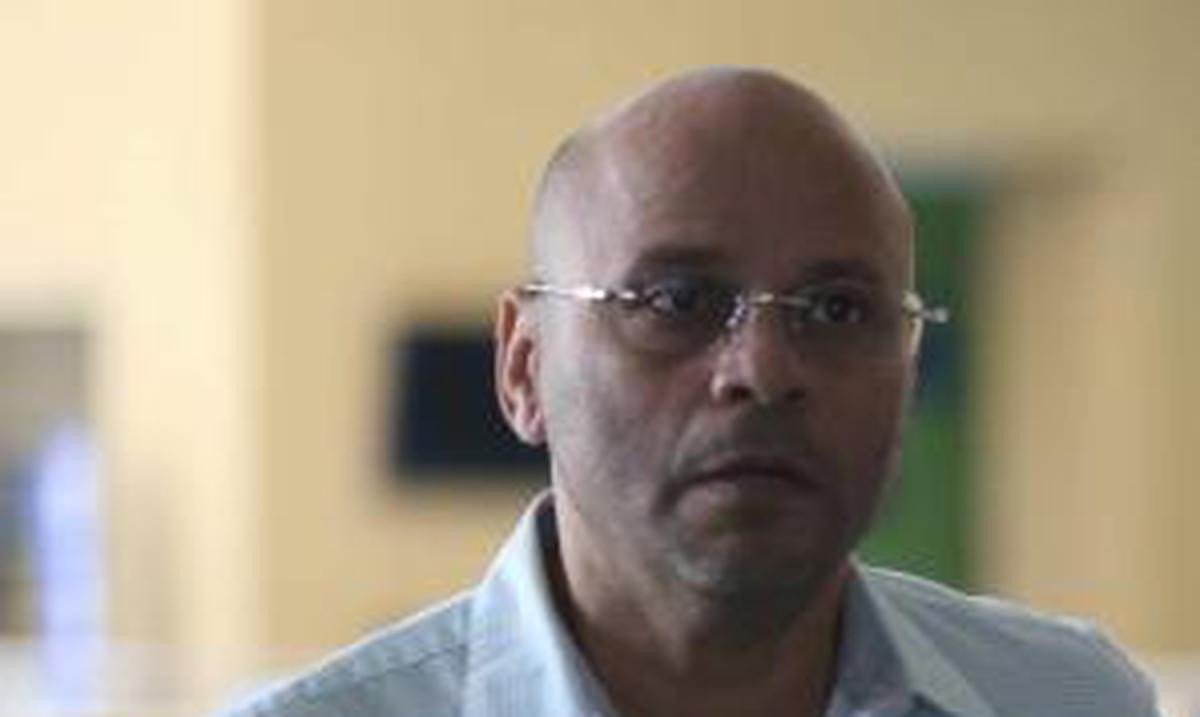 El alcalde PNP de Manatí quiere fuera a Rosselló - Primera Hora