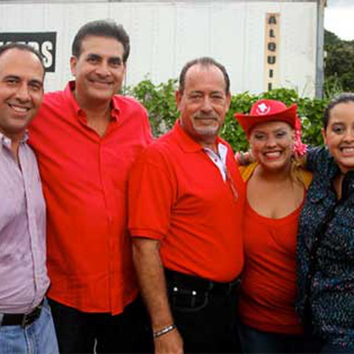 Chicky Starr ahora es del Partido Popular Democrático - Primera Hora