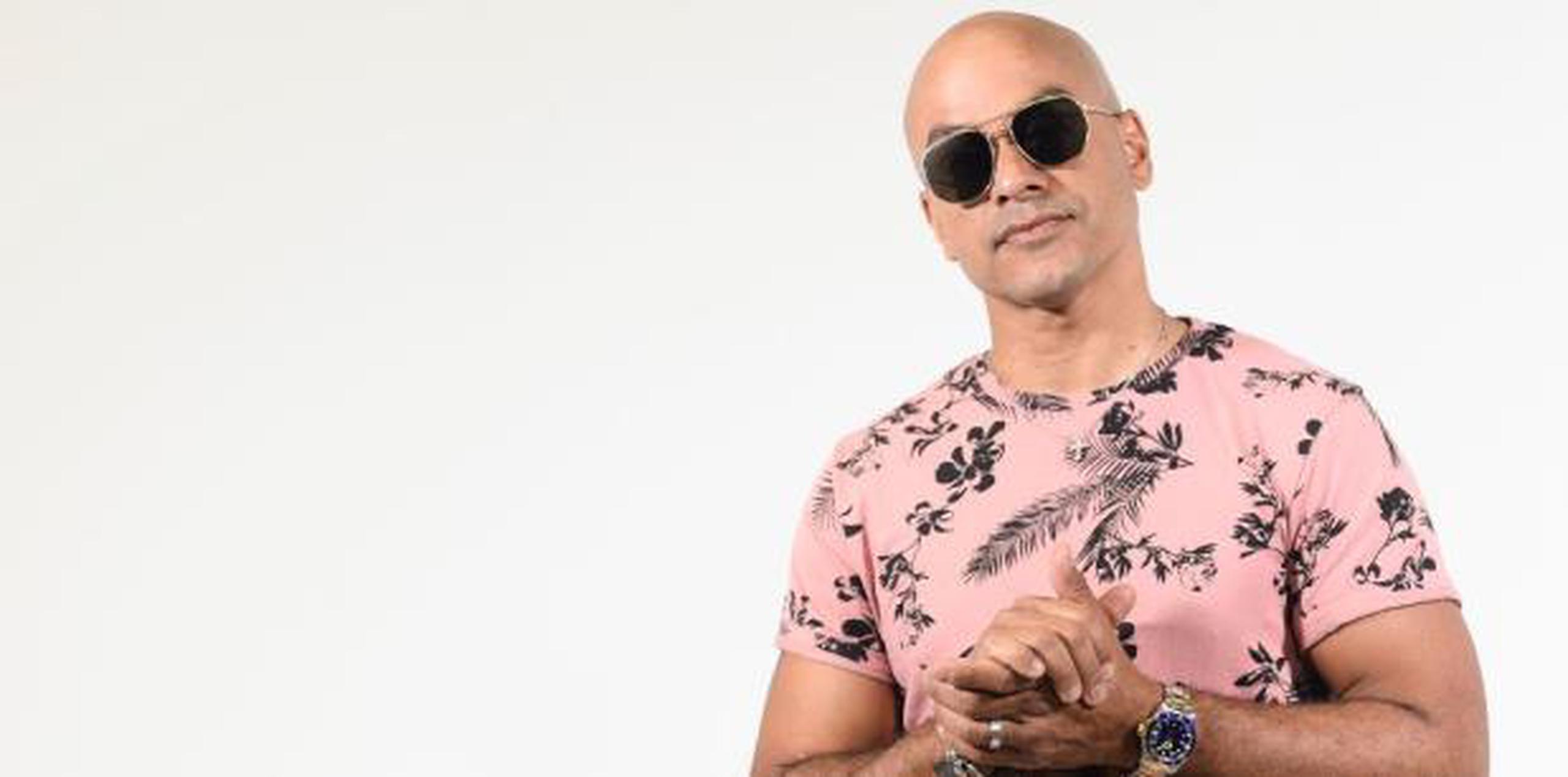 Michael Stuart le entra a lo urbano para mantenerse vigente - Primera Hora