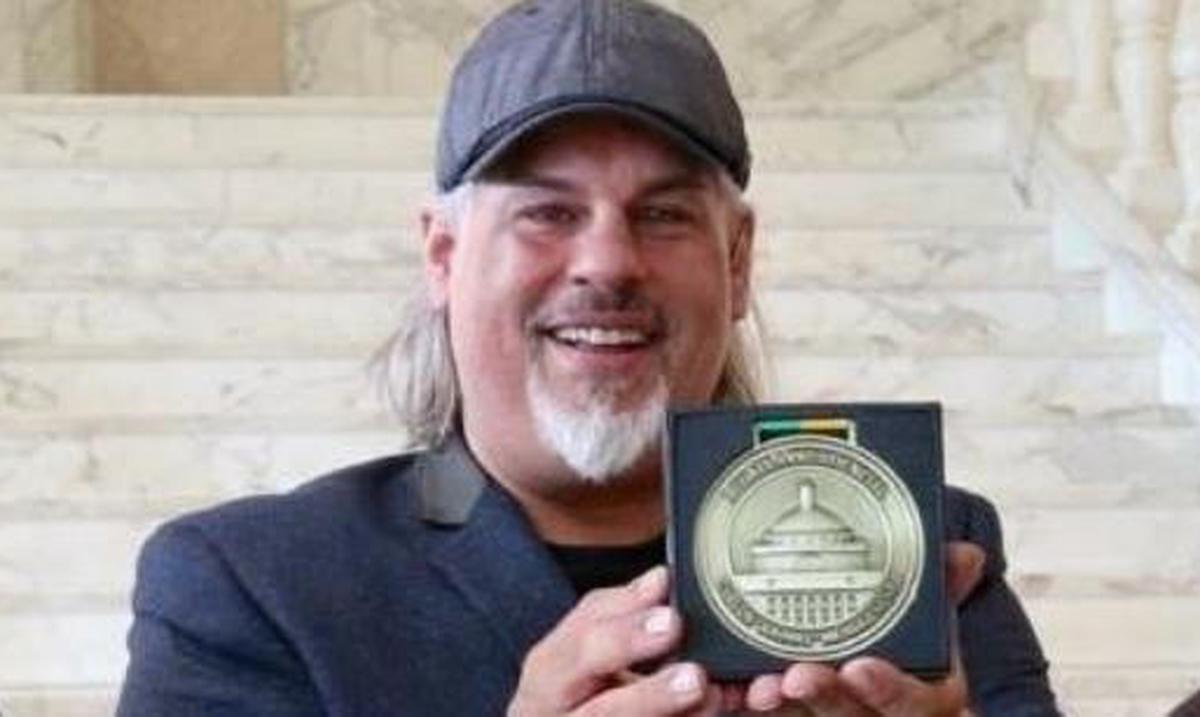 Merecido homenaje al escenógrafo Yamil Guzmán - Opinión - Primera Hora