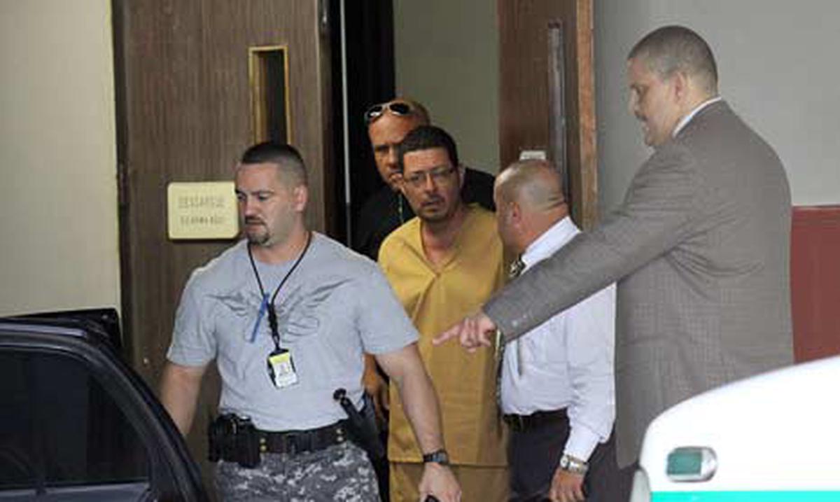 Norberto Nieves en prisión hasta enero - Primera Hora