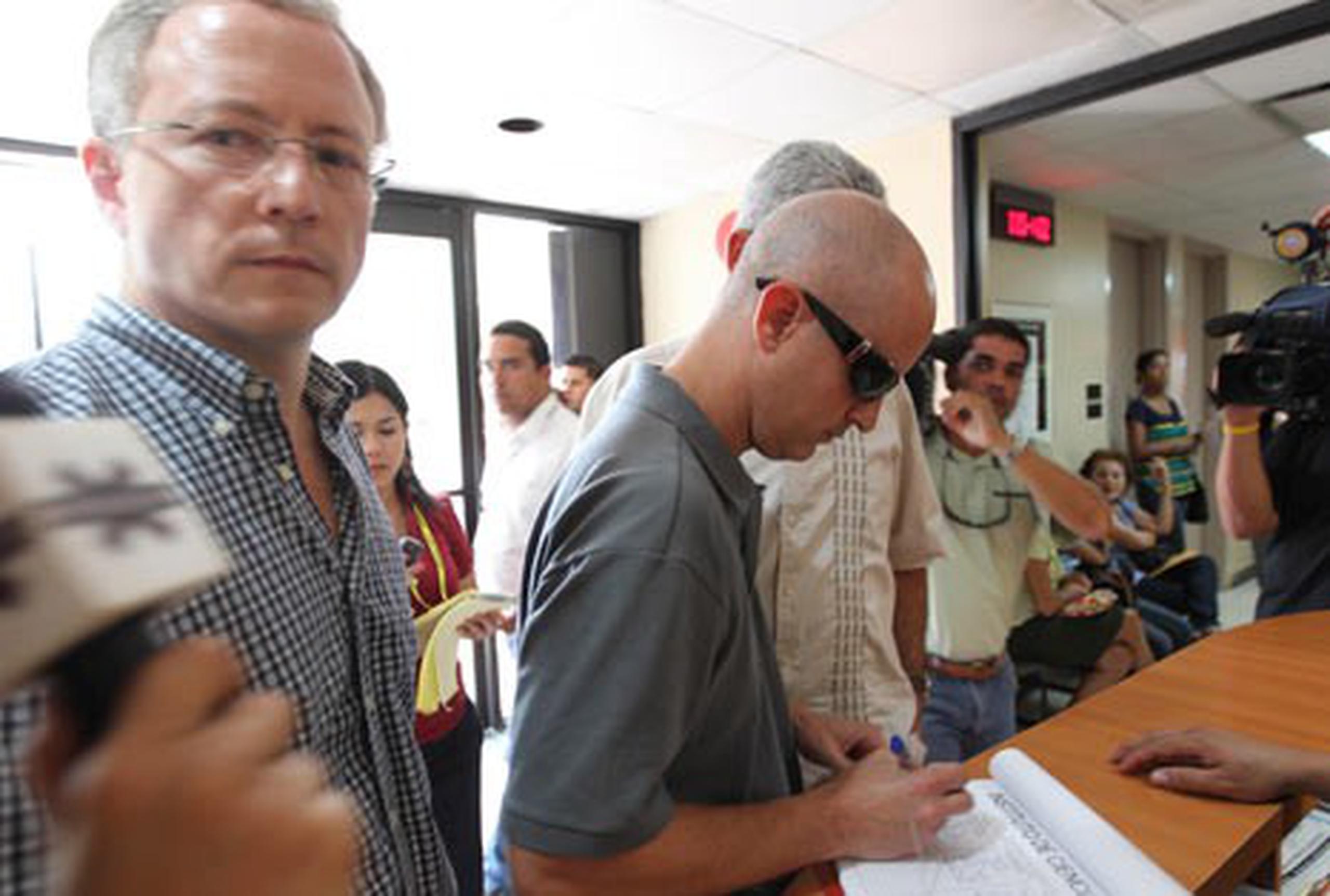 Familiar de Carmen Paredes llega al ICF a identificar su cadáver ...