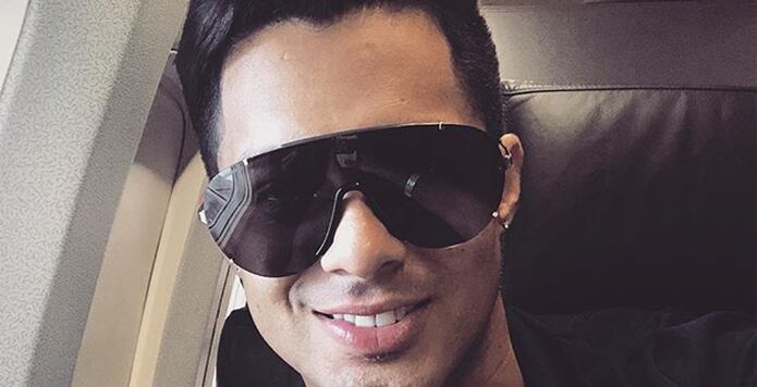 Ken-Y muestra sus habilidades como pianista - Primera Hora