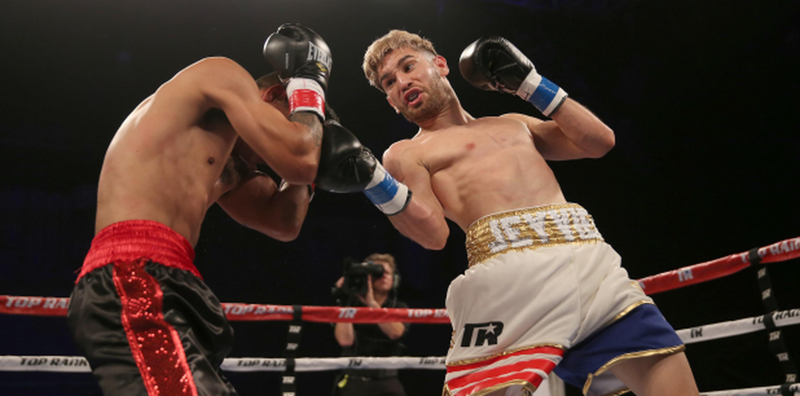 Exitoso el debut de Jeyvier Cintrón - Primera Hora