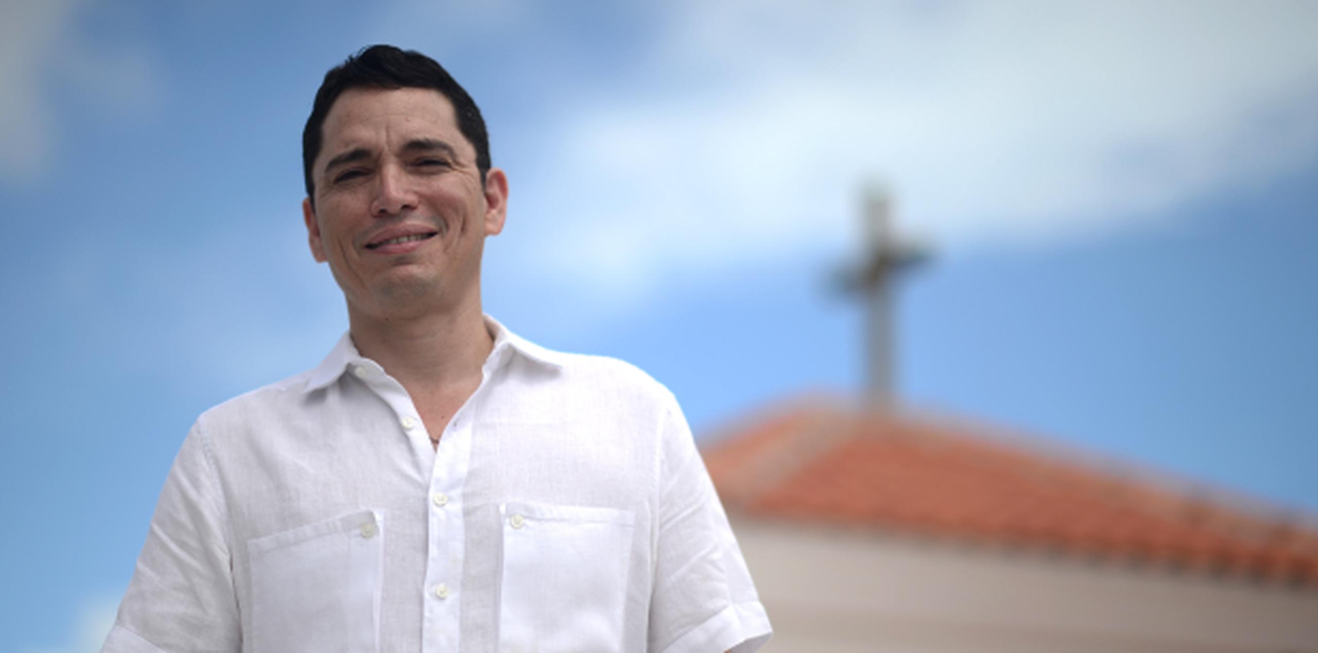 Renuncia a sus cargos culturales el padre Ángel Darío Carrero - Primera ...