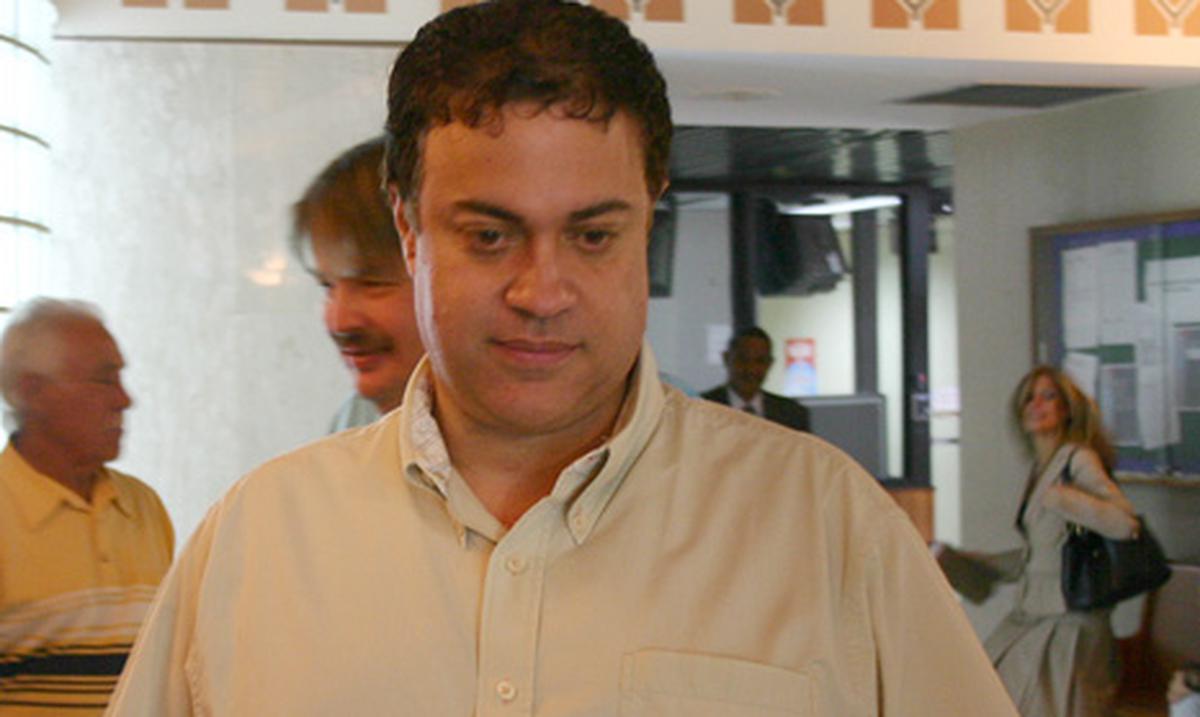 Retiran grillete a José Raúl Arriaga - Primera Hora