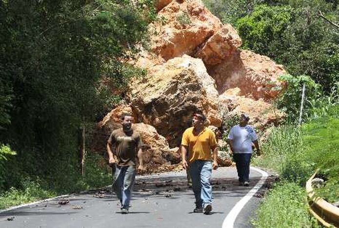 Próximamente iniciará la remoción de rocas en vía - Primera Hora