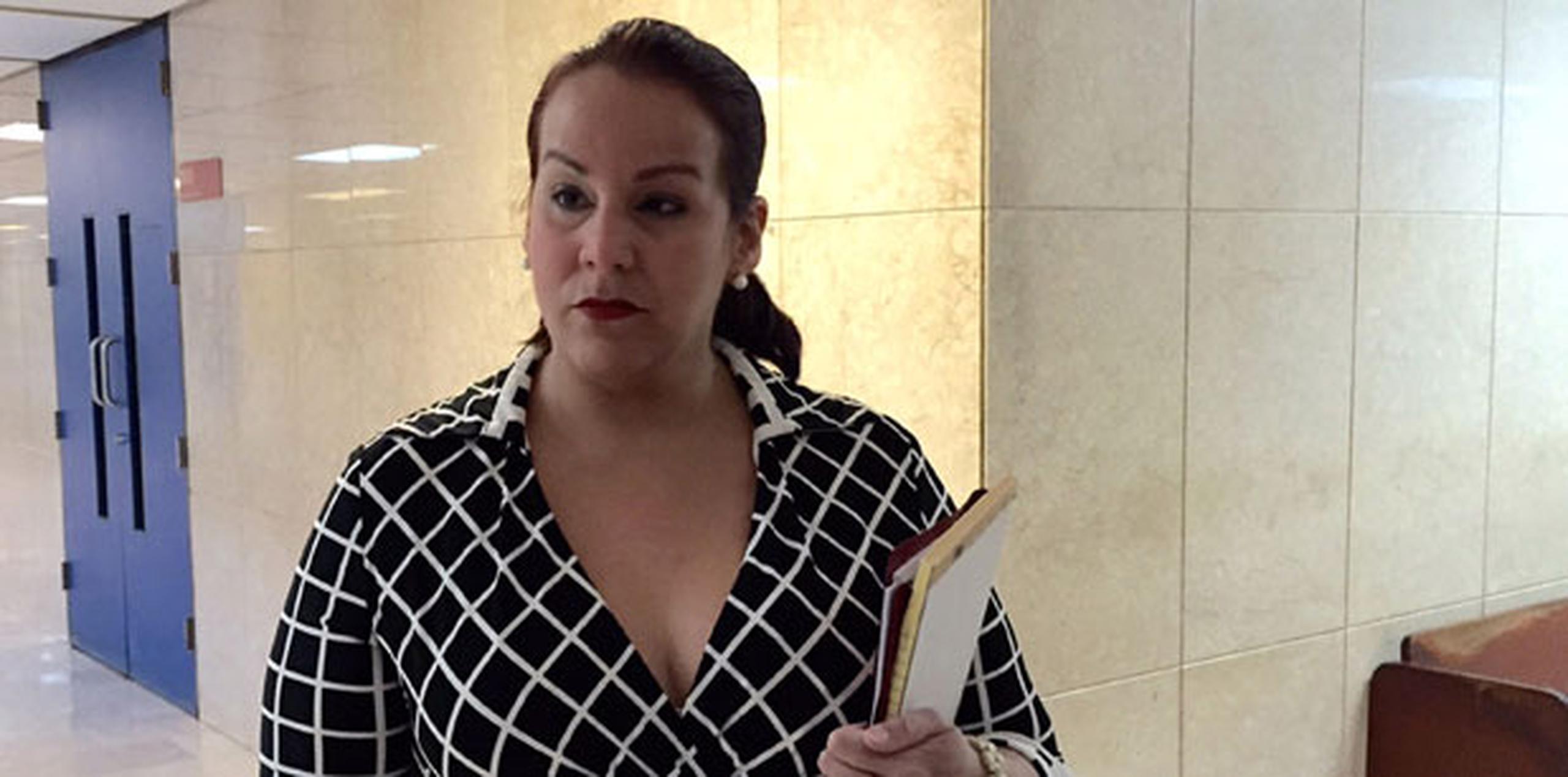 Suspenden licencia e imponen multa a abogada convicta de provocar ...