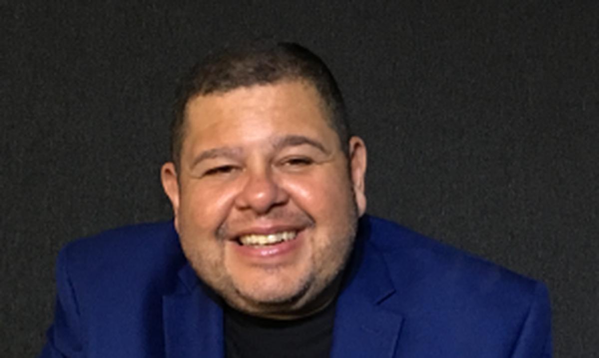 Julito Alvarado dedica su cuarta producción a su pueblo - Primera Hora