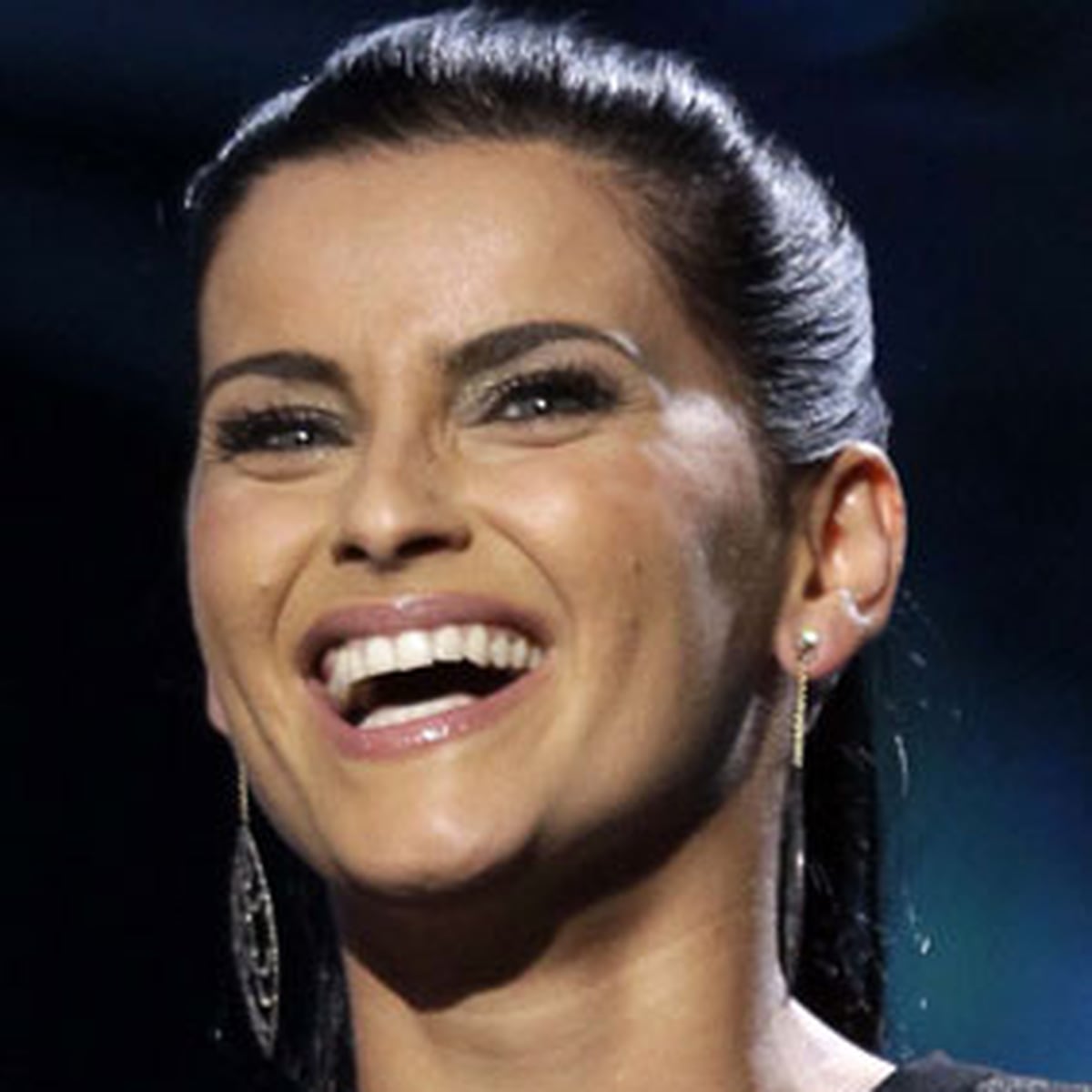 Furtado celebra sus 10 años en la música - Primera Hora