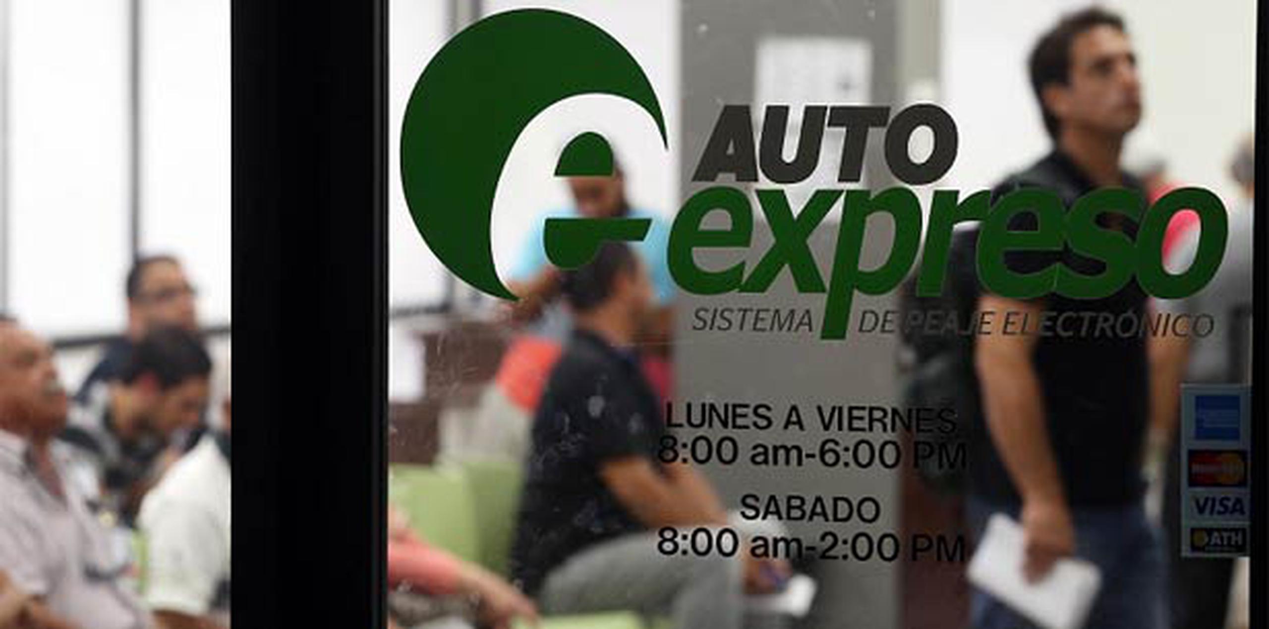 Ya es ley la amnistía en las multas del Auto Expreso - Primera Hora