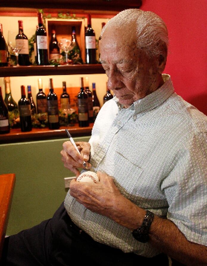 Luis Rodríguez Olmo celebra la vida -VÍDEO - Primera Hora