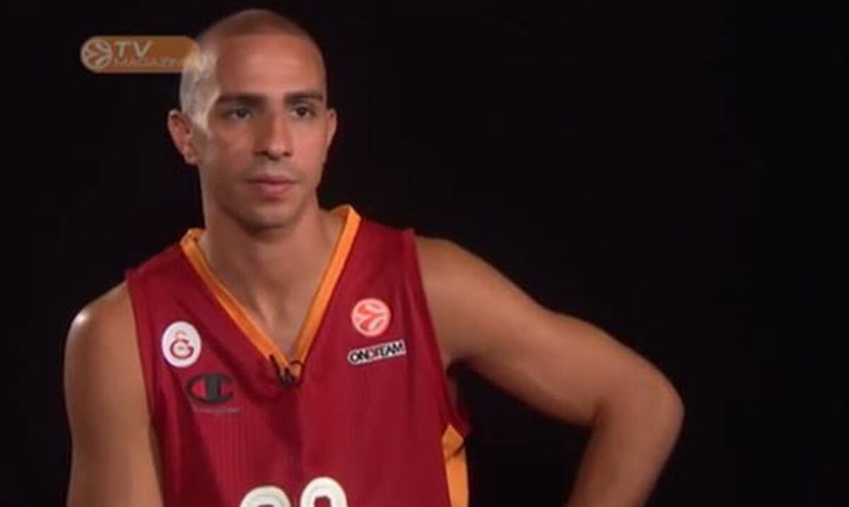 Carlos Arroyo: un apasionado del baloncesto y la música - Primera Hora