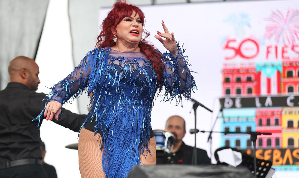 Iris Chacón reacciona a las críticas de su presentación en las Fiestas ...