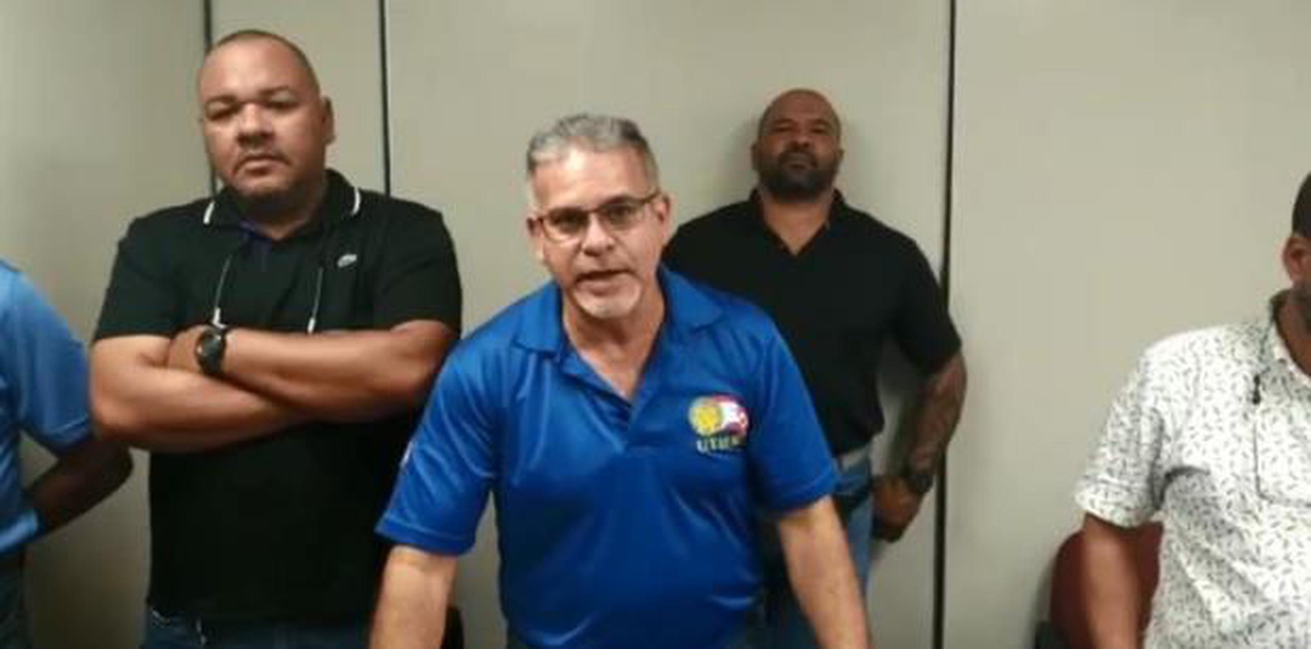 Larga jornada de negociación entre la Utier y la AEE - Primera Hora